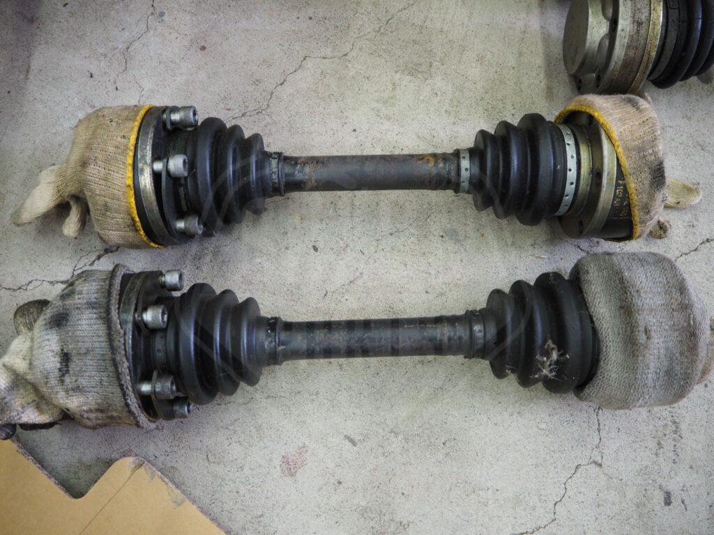 Ferrari F40 drive shaft – SaxonParts