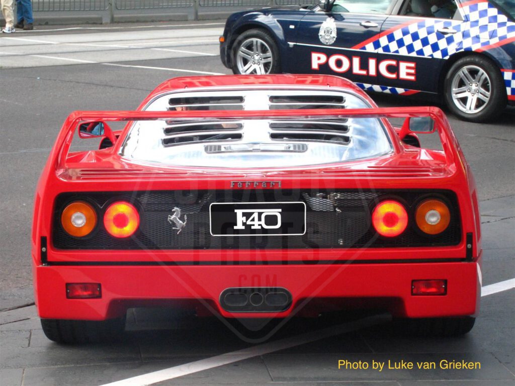 Ferrari F40 rear panel – SaxonParts
