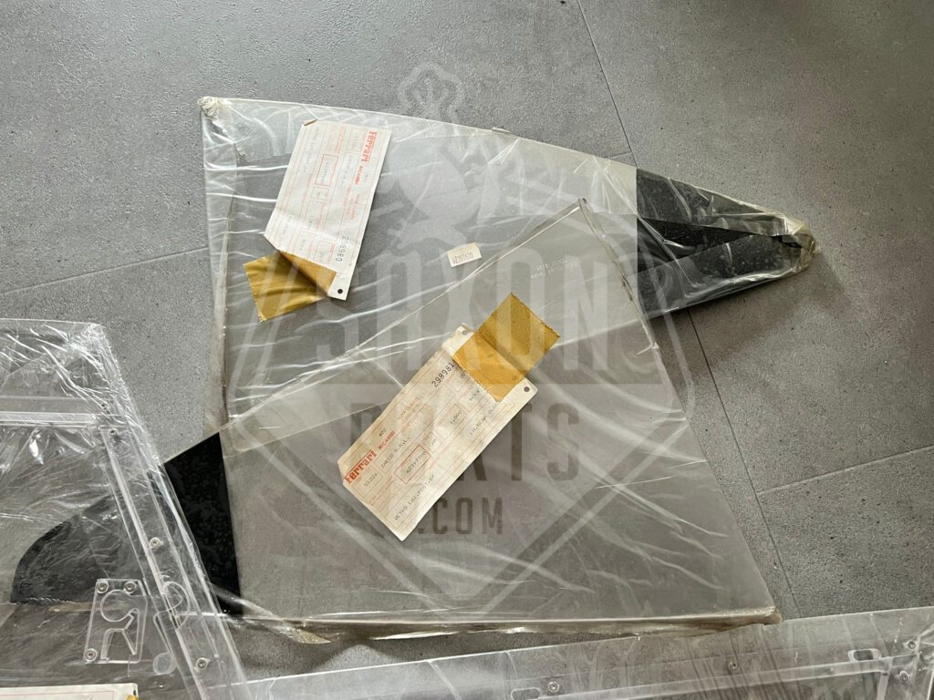Ferrari F40 lexan sliding plexi window kit – SaxonParts
